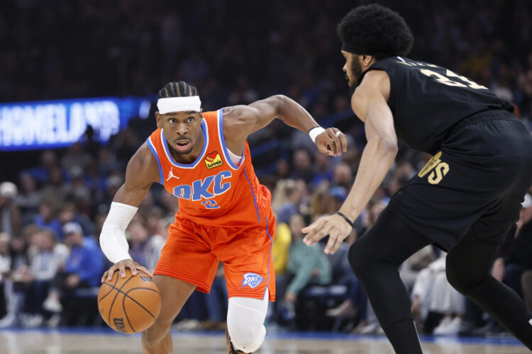 Gilgeous-Alexander scores 40 as Thunder roll past Cavaliers 134-114 in matchup of NBA leaders ...